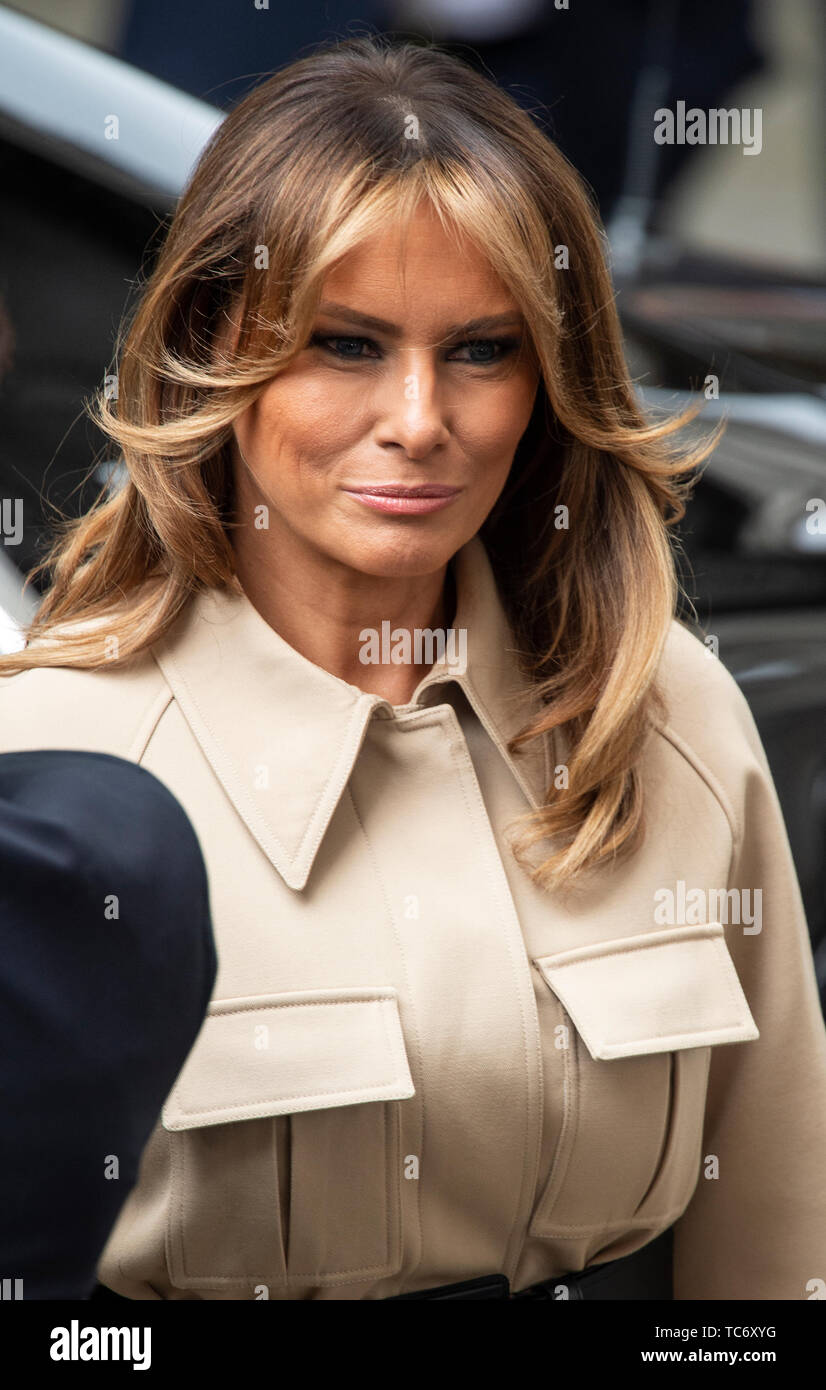 London.UK. First Lady Melania Trump at 10 Downing street for a meeting ...