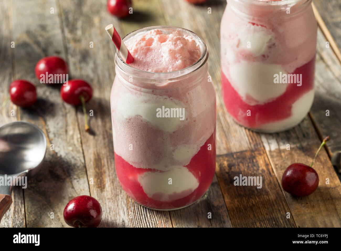 Float ice cream cherry hi-res stock photography and images - Alamy