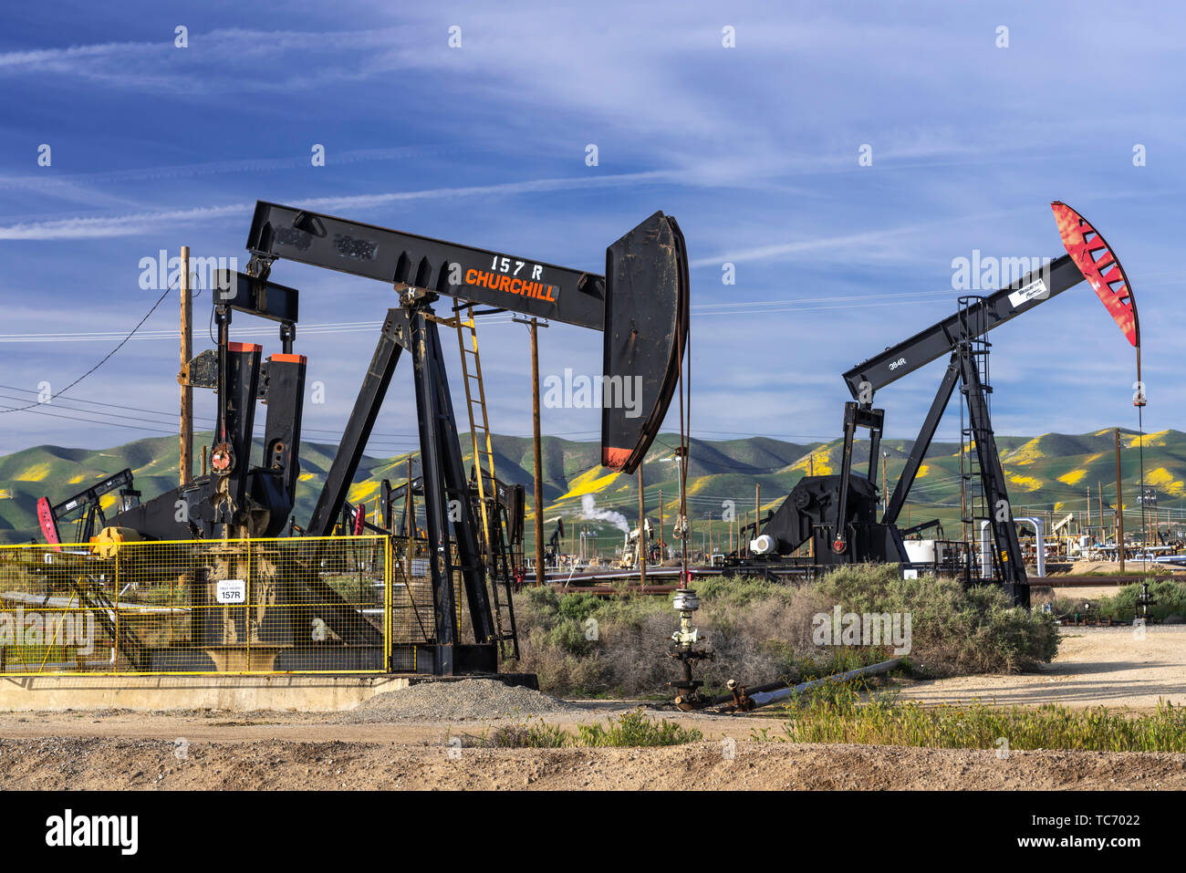 Pump for oil wells hi-res stock photography and images - Alamy