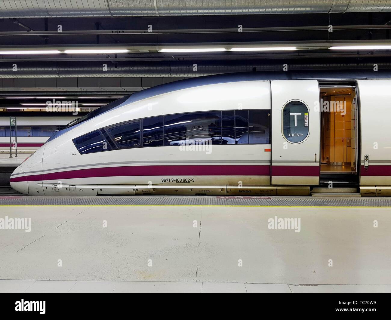 Ave renfe high speed train hi-res stock photography and images - Alamy