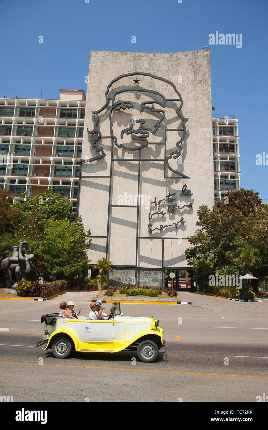 Che group interior hi-res stock photography and images - Alamy