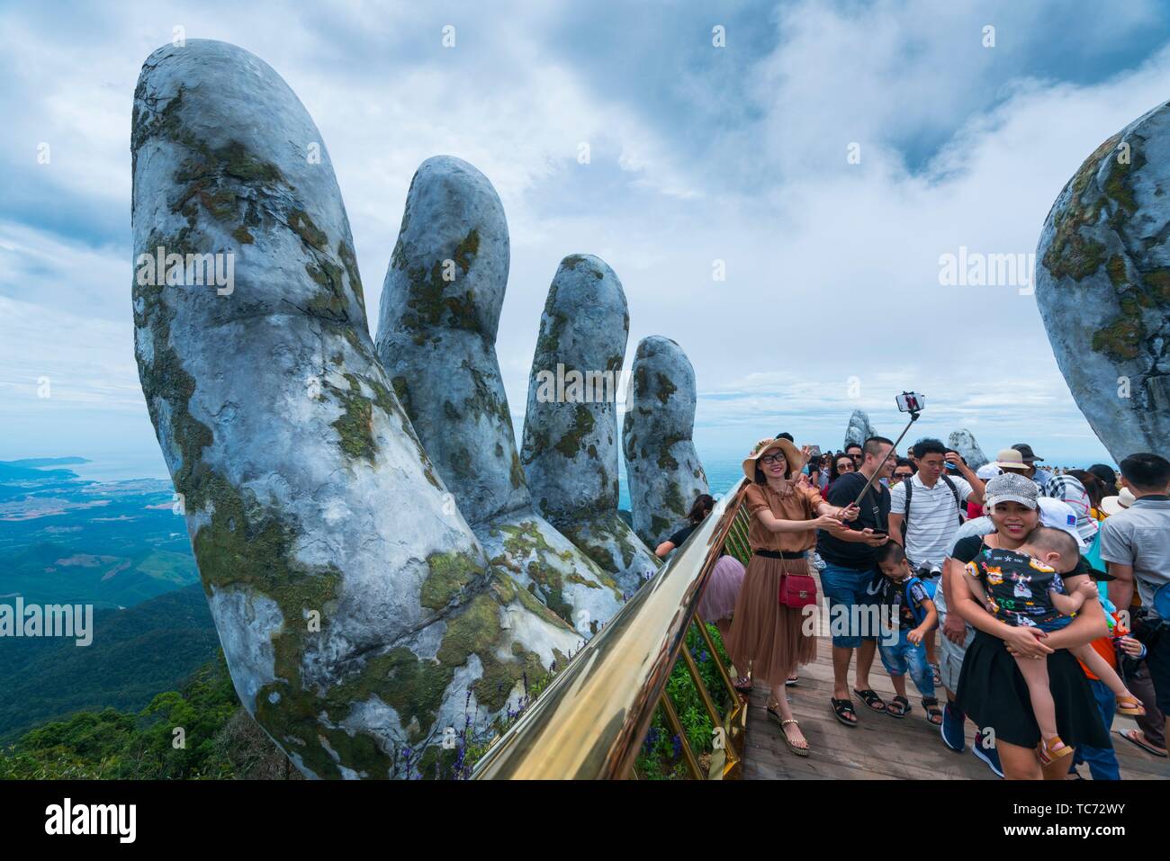 Vietnam Golden Bridge Hills High Resolution Stock Photography and ...