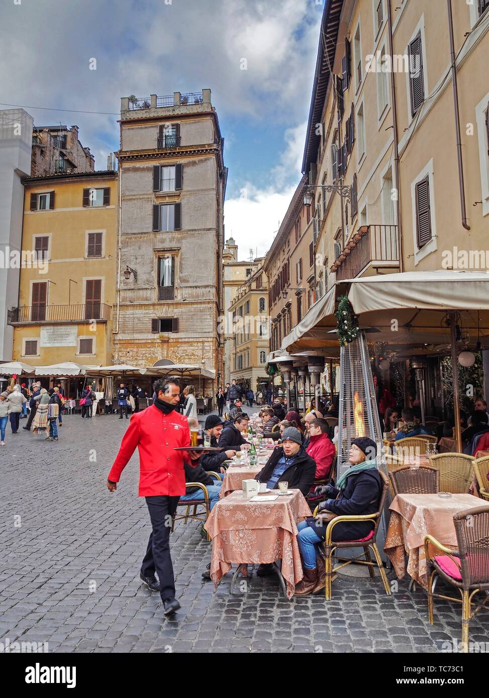 Italian rome waiter hi-res stock photography and images - Alamy