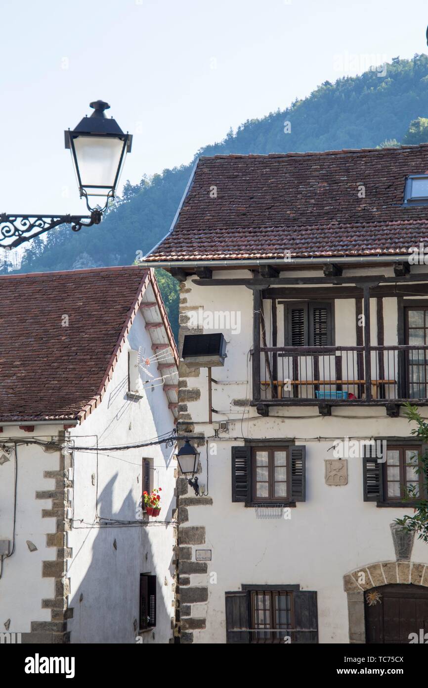 Isaba valle hi-res stock photography and images - Alamy