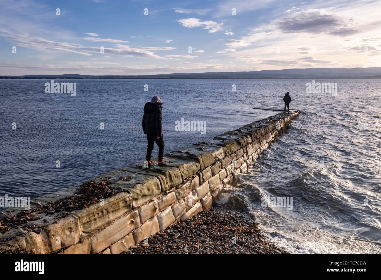 Scotland scottish highlands fortrose hi-res stock photography and ...