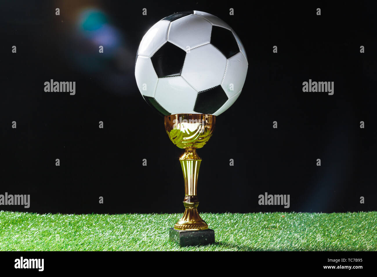 Brazil national football team logo hi-res stock photography and images ...