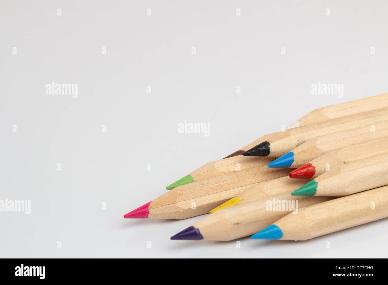 Color pencils are on the white table. Pencil drawing Stock Photo - Alamy