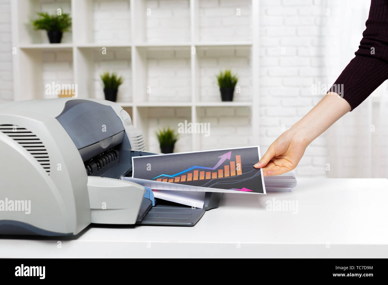 printer in office Stock Photo - Alamy