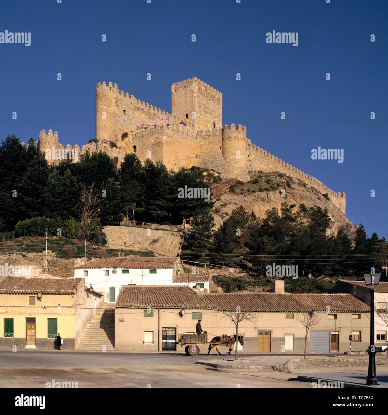Almansa castle hi-res stock photography and images - Alamy