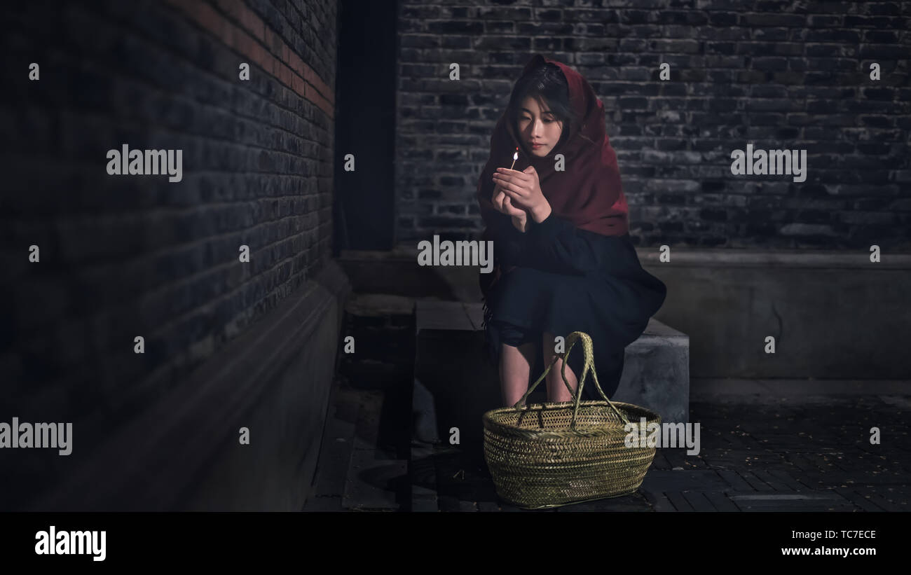 The little match girl Stock Photo - Alamy