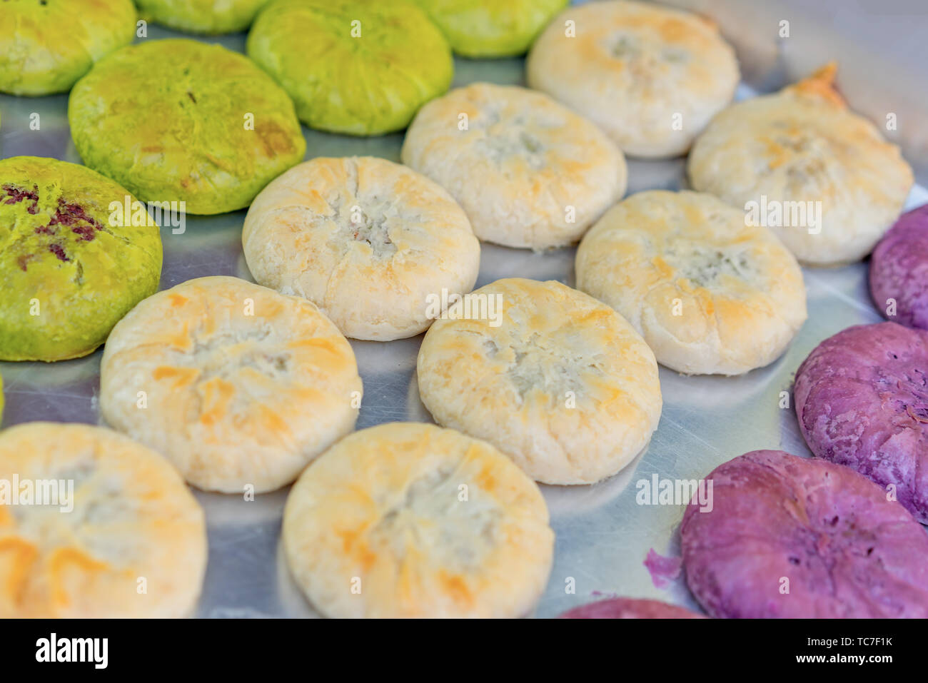 Cakes pastries desserts sweets hi-res stock photography and images - Alamy