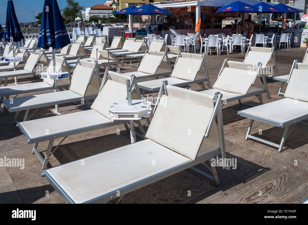 Aci sicily beach hi-res stock photography and images - Alamy