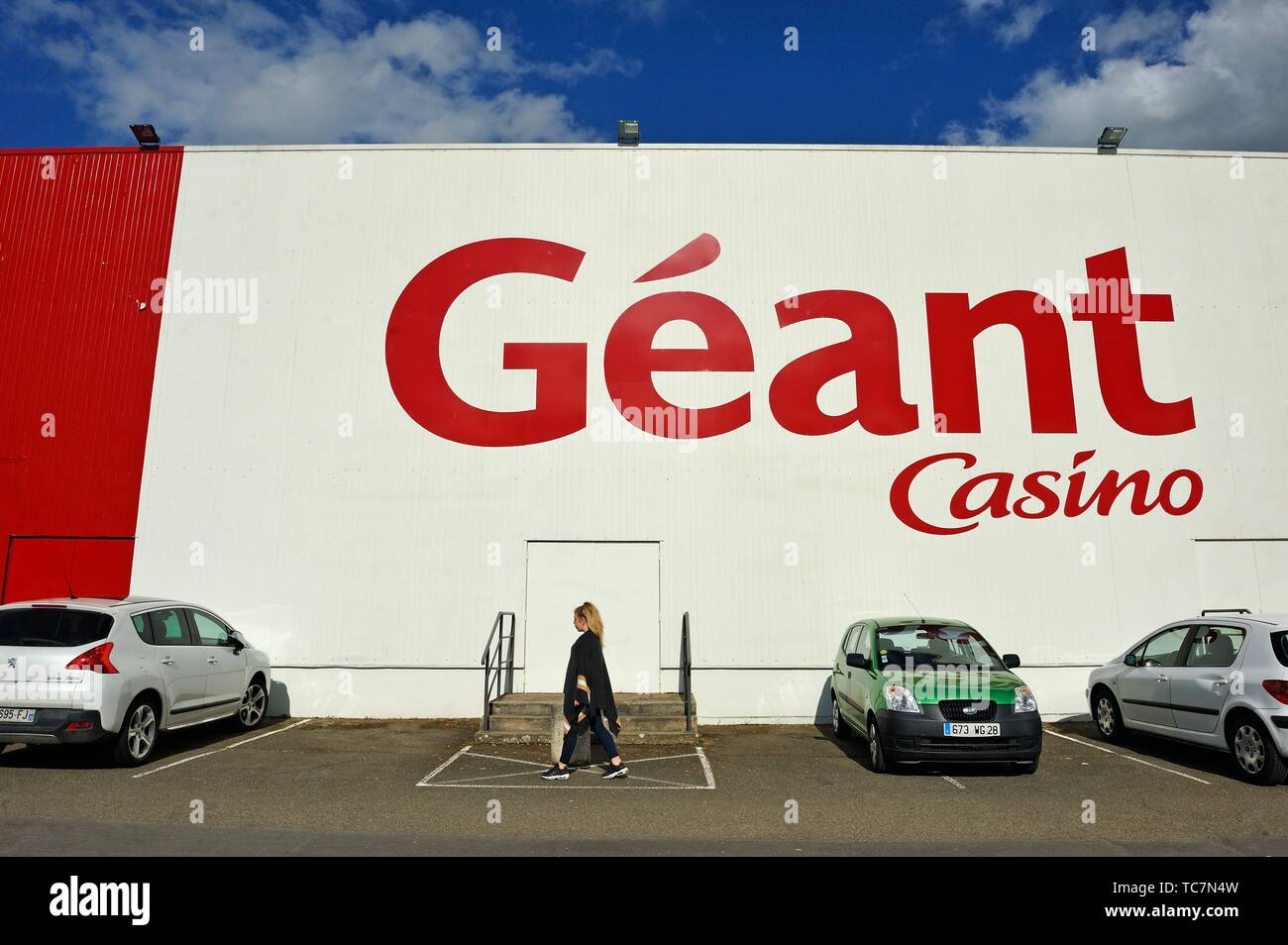 Centre géant hi-res stock photography and images - Alamy