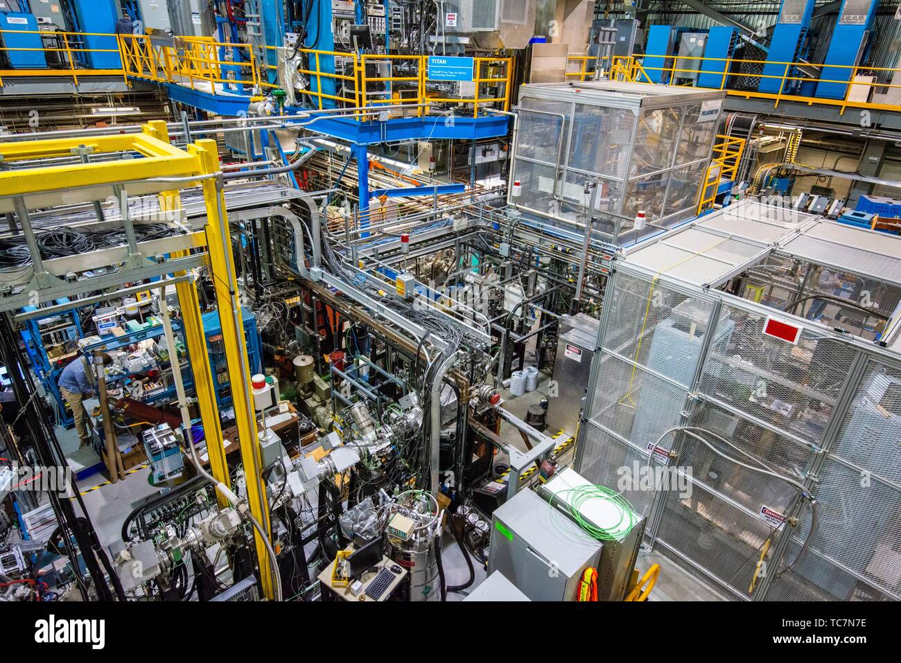 Cyclotron triumf hi-res stock photography and images - Alamy