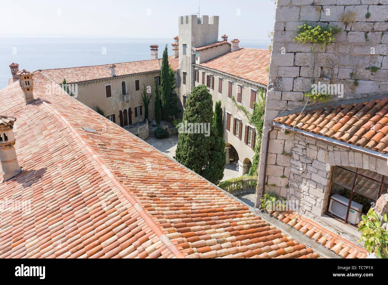 Duino aurisina hi-res stock photography and images - Alamy