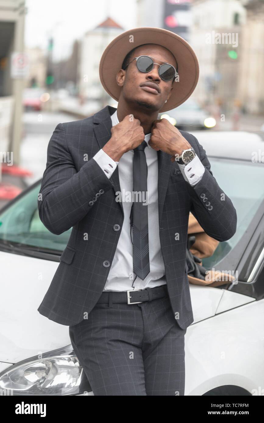 African business man fixing his tie hi-res stock photography and images ... African business man fixing his tie hi-res stock photography and images ...