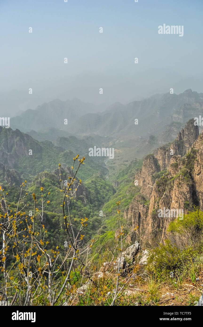 Wolftooth mountain hi-res stock photography and images - Alamy