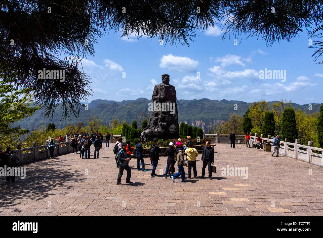 Helong Park, Wulingyuan, Zhangjiajie, Hunan, China April 2013 Tourists ...