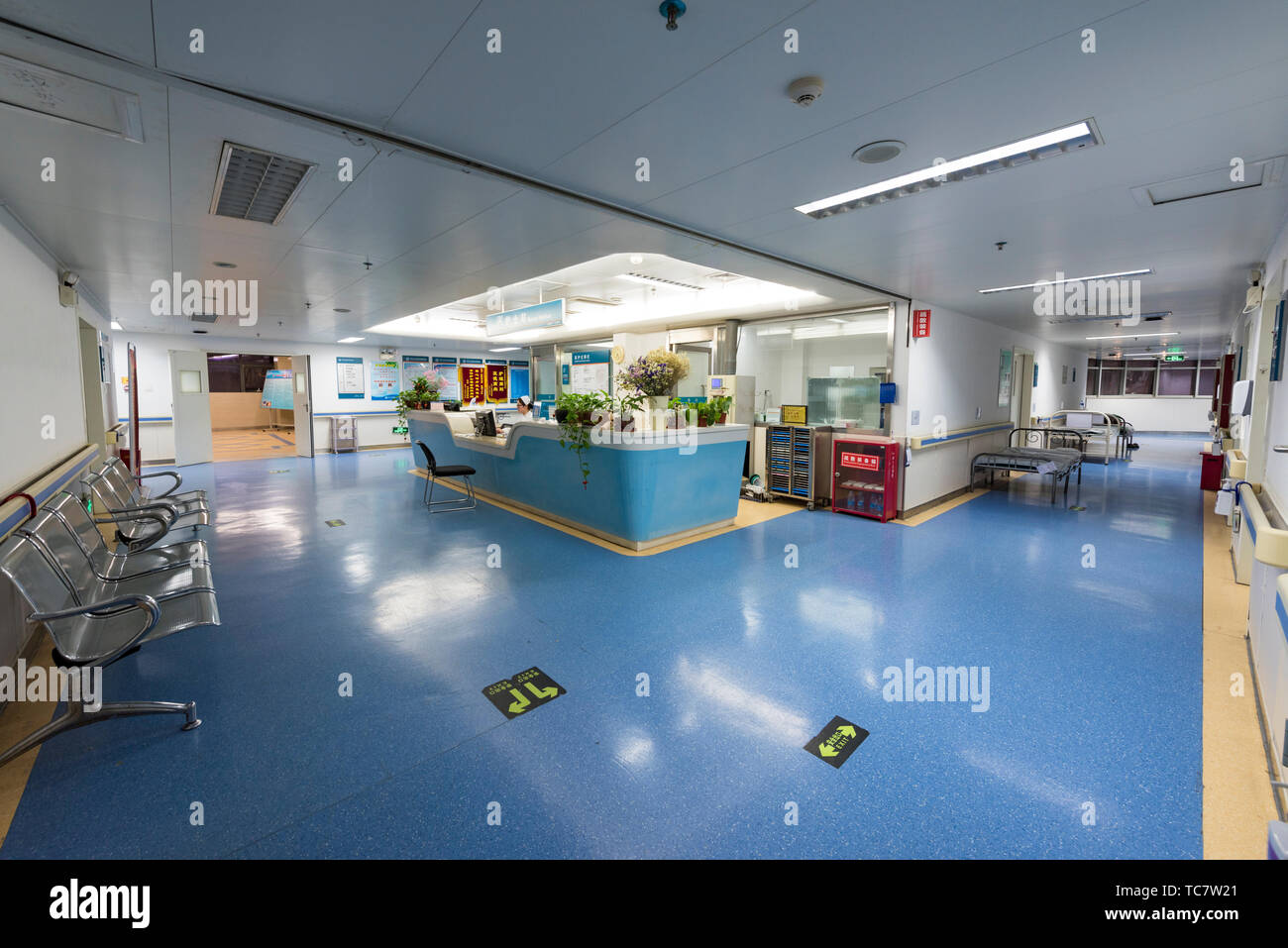 Hospital nurse station panoramic view Stock Photo - Alamy