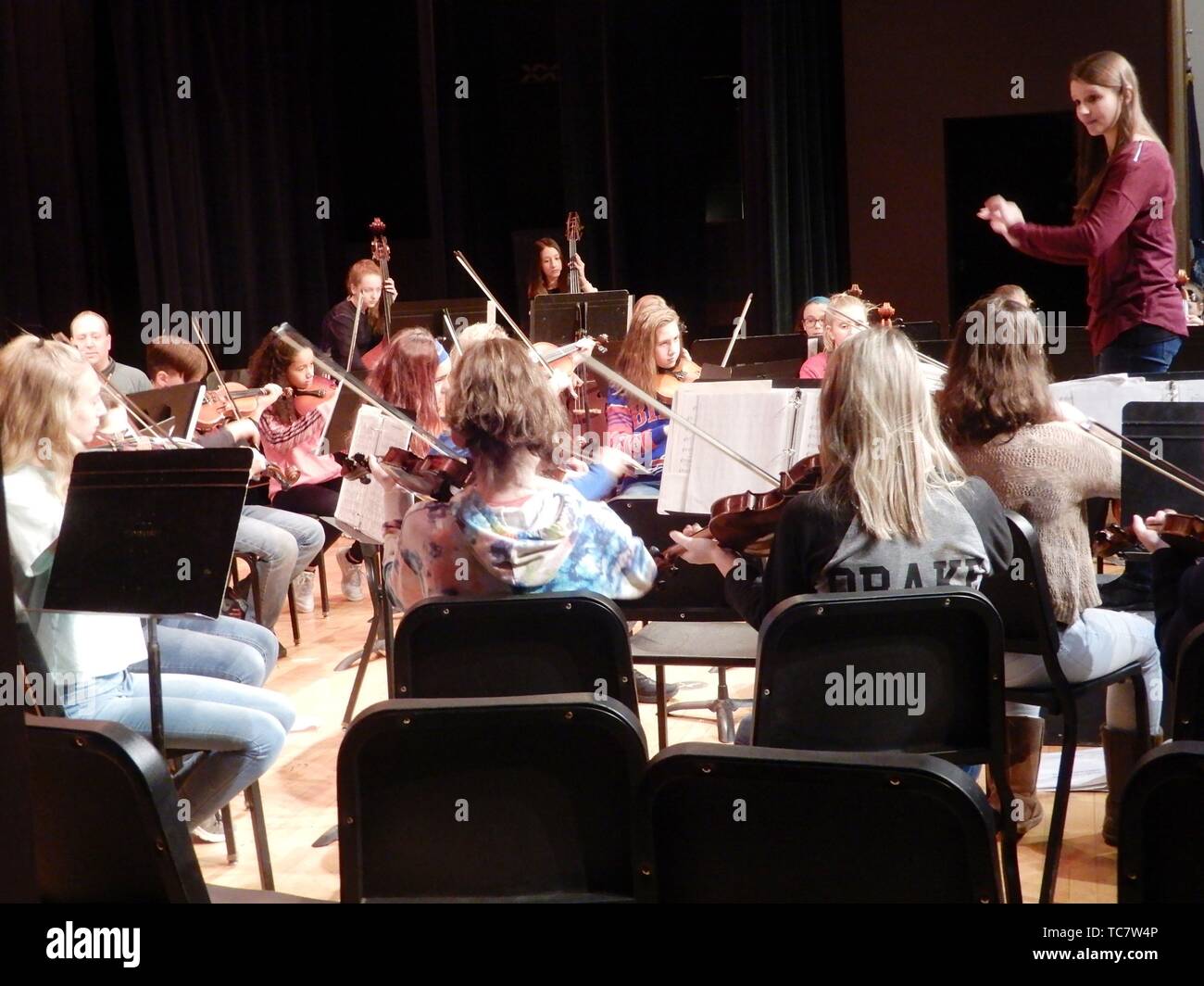 Female Conductor Orchestra High Resolution Stock Photography and Images ...