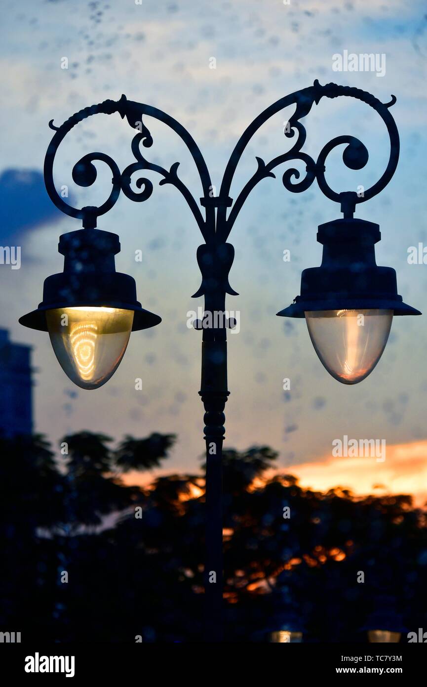 Boulevard east hi-res stock photography and images - Alamy