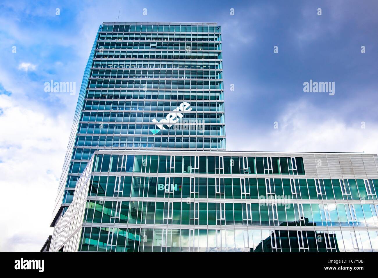 Facade Modern Bank Building High Resolution Stock Photography and ...