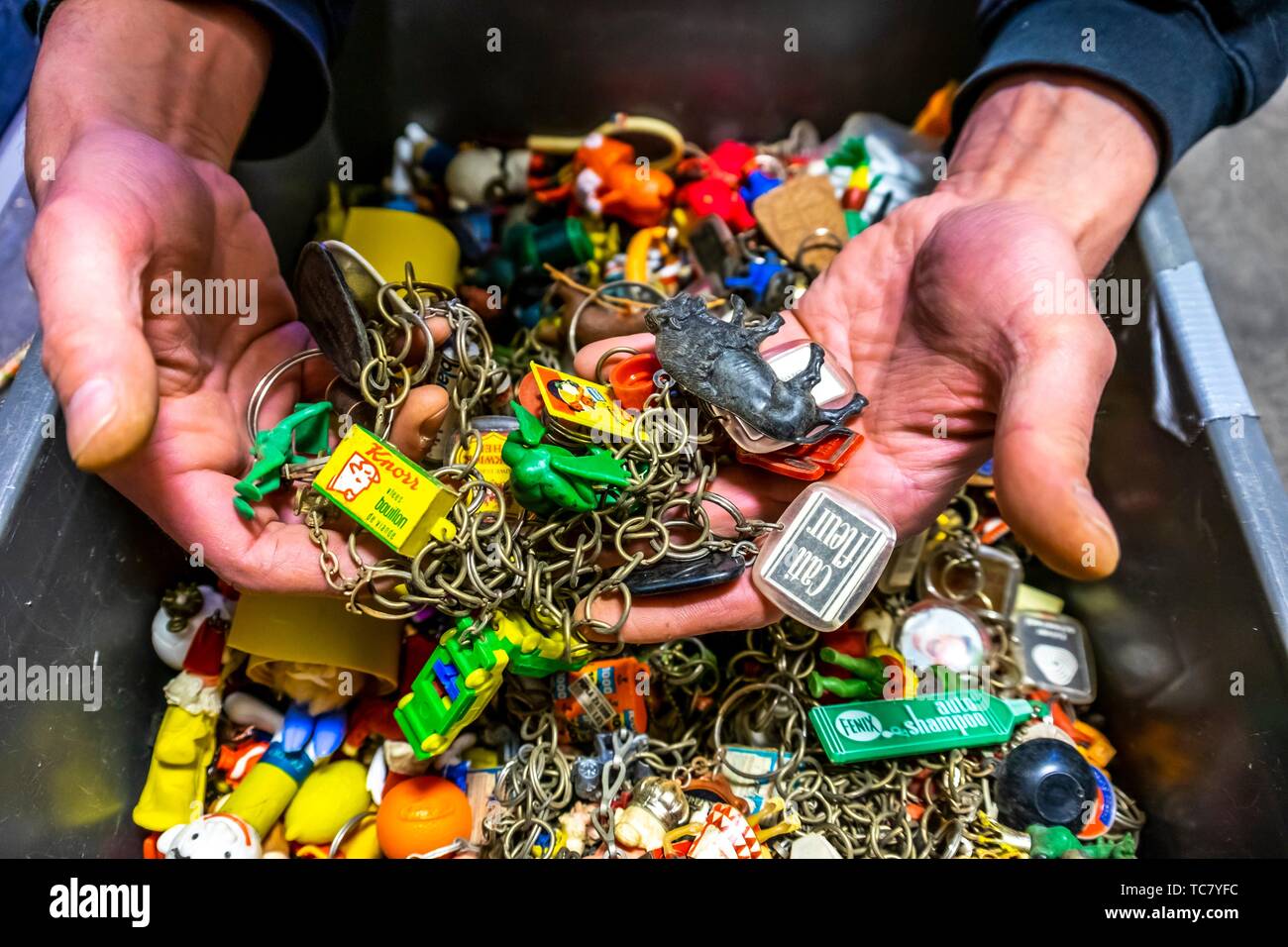 Sorting structure hi-res stock photography and images - Alamy