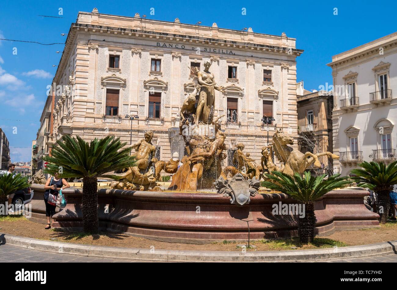 Archimedes square hi-res stock photography and images - Alamy