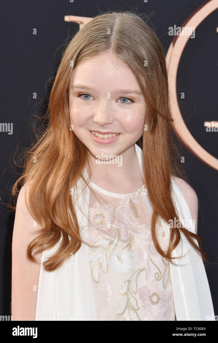 HOLLYWOOD, CA - JUNE 04: Summer Fontana arrives at the Premiere Of 20th ...