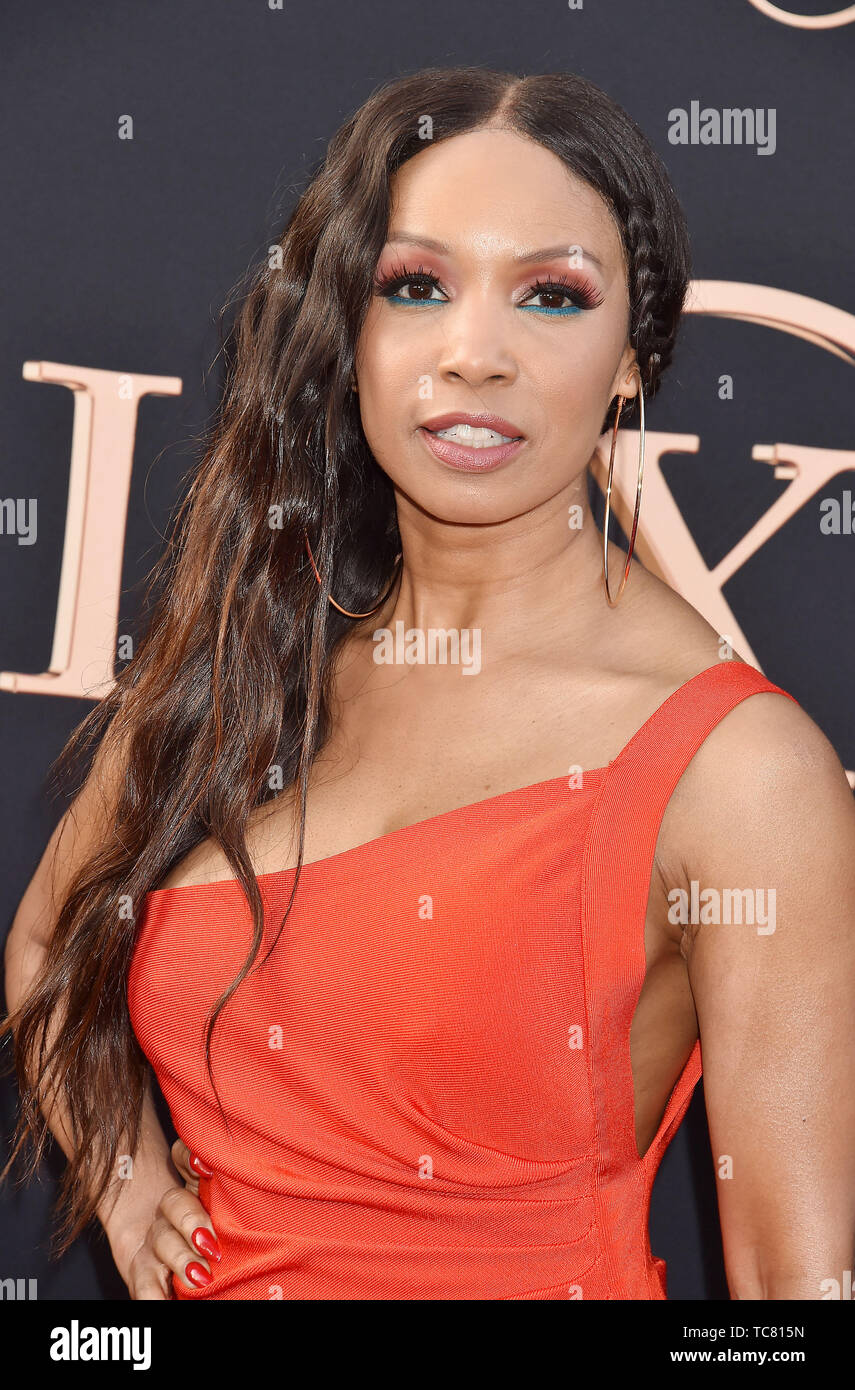 Elise Neal