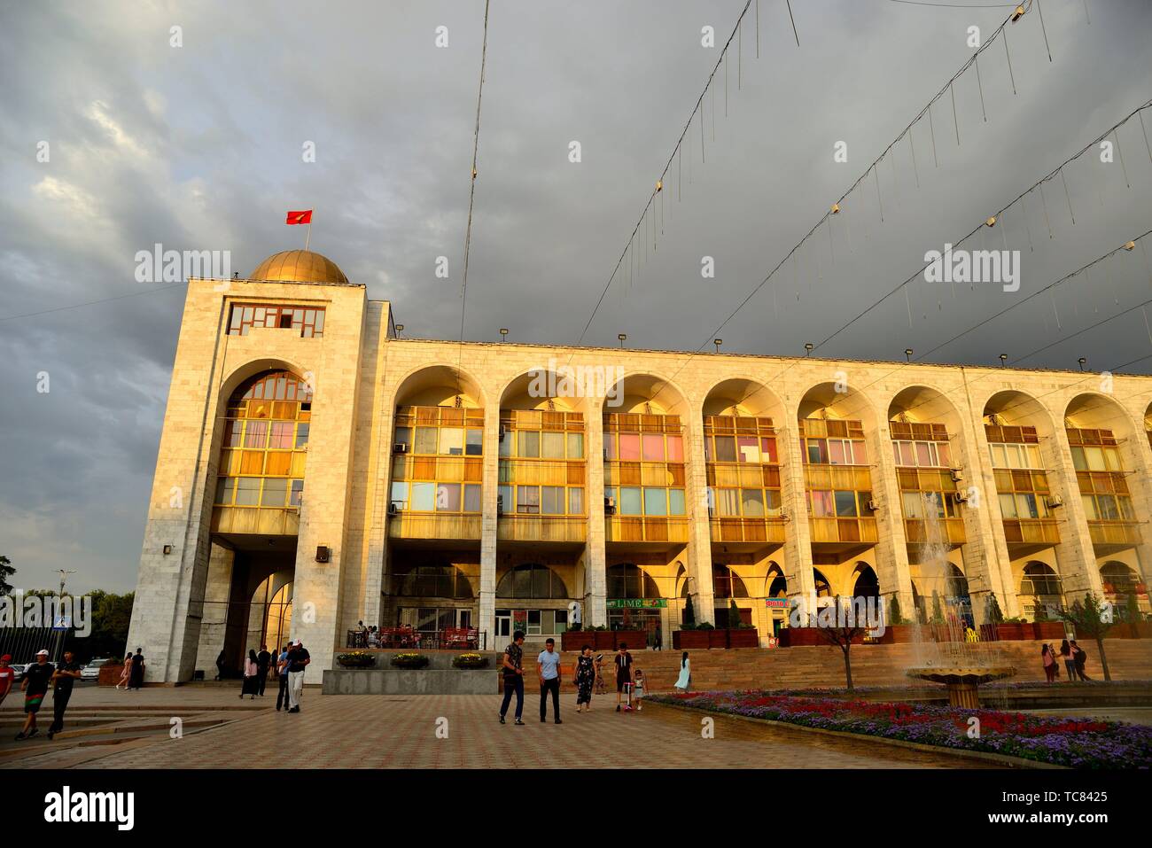 Ala Too square, Bishkek, Kyrgyzstan Stock Photo - Alamy