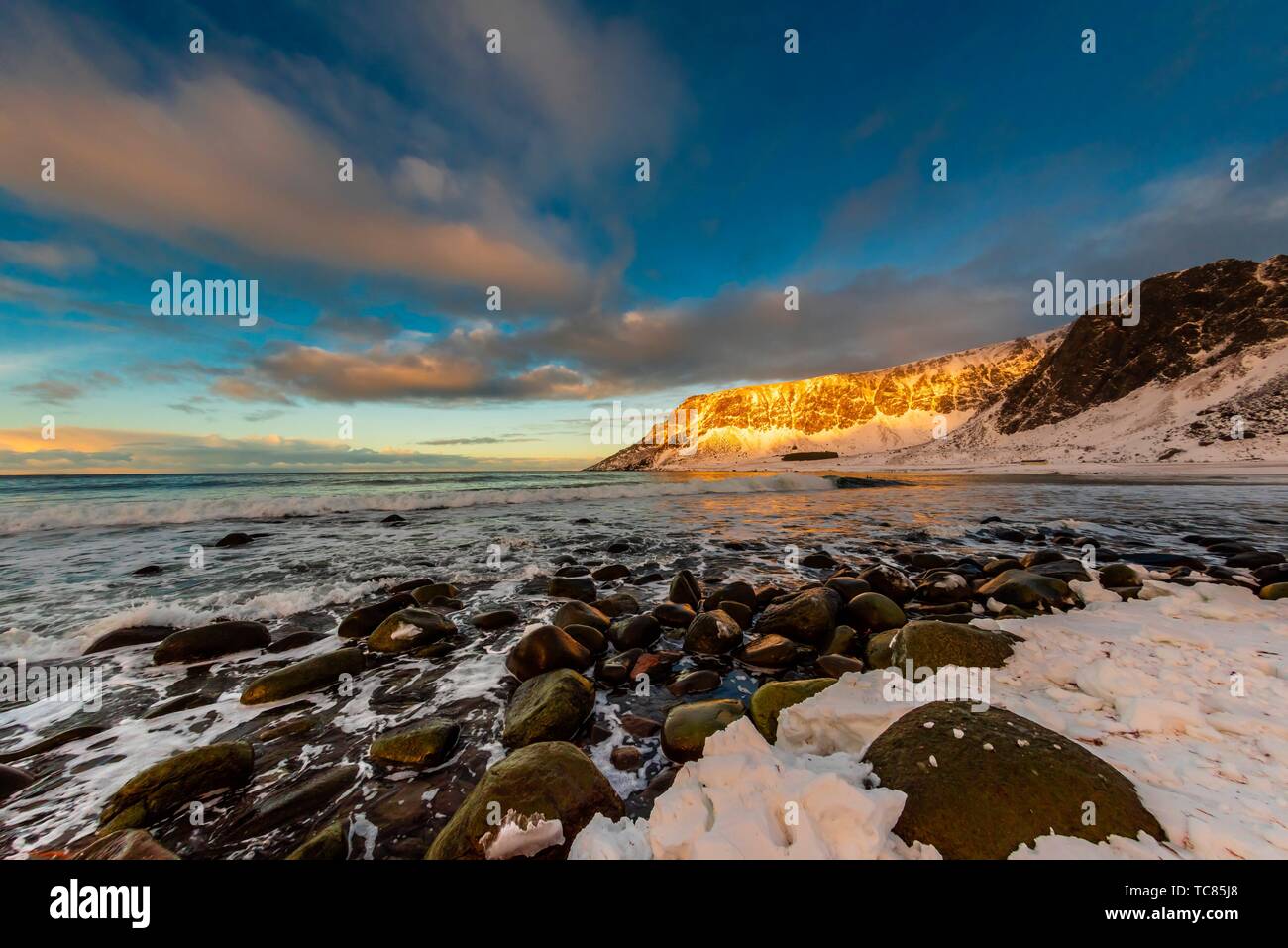 Unstad High Resolution Stock Photography and Images - Alamy