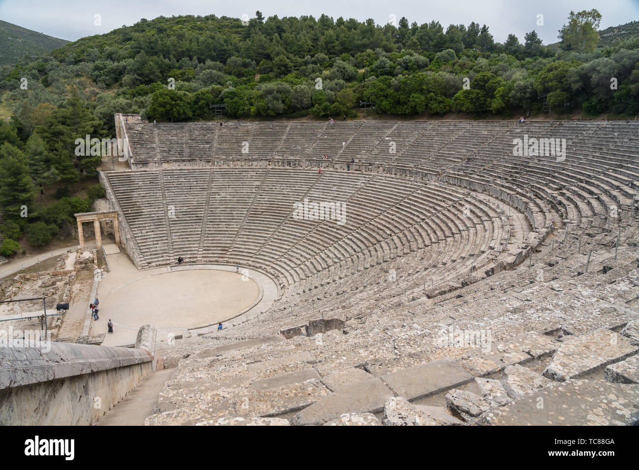 Antique theatre epidaurus hi-res stock photography and images - Alamy