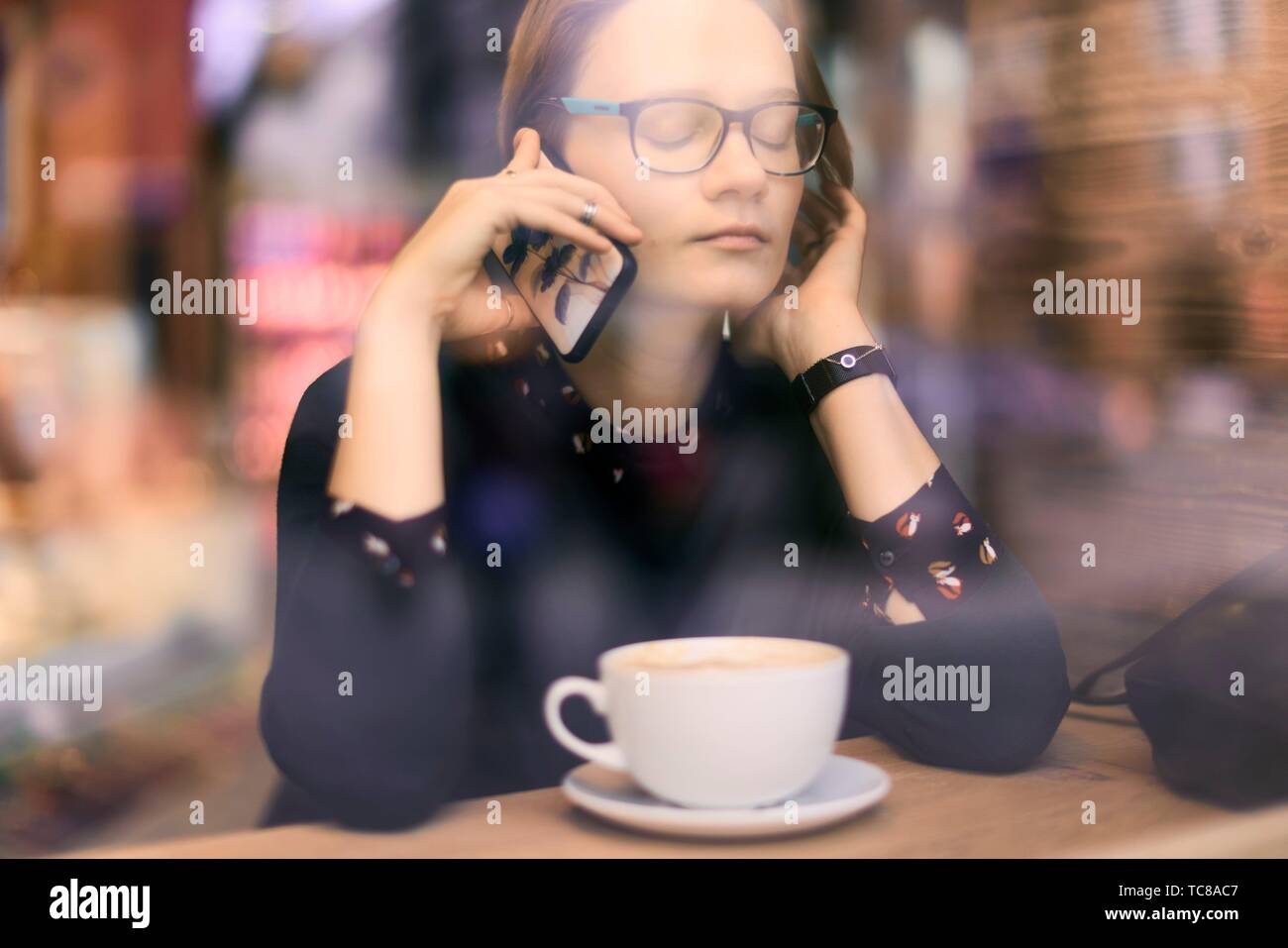 Time for a serious conversation hi-res stock photography and images - Alamy