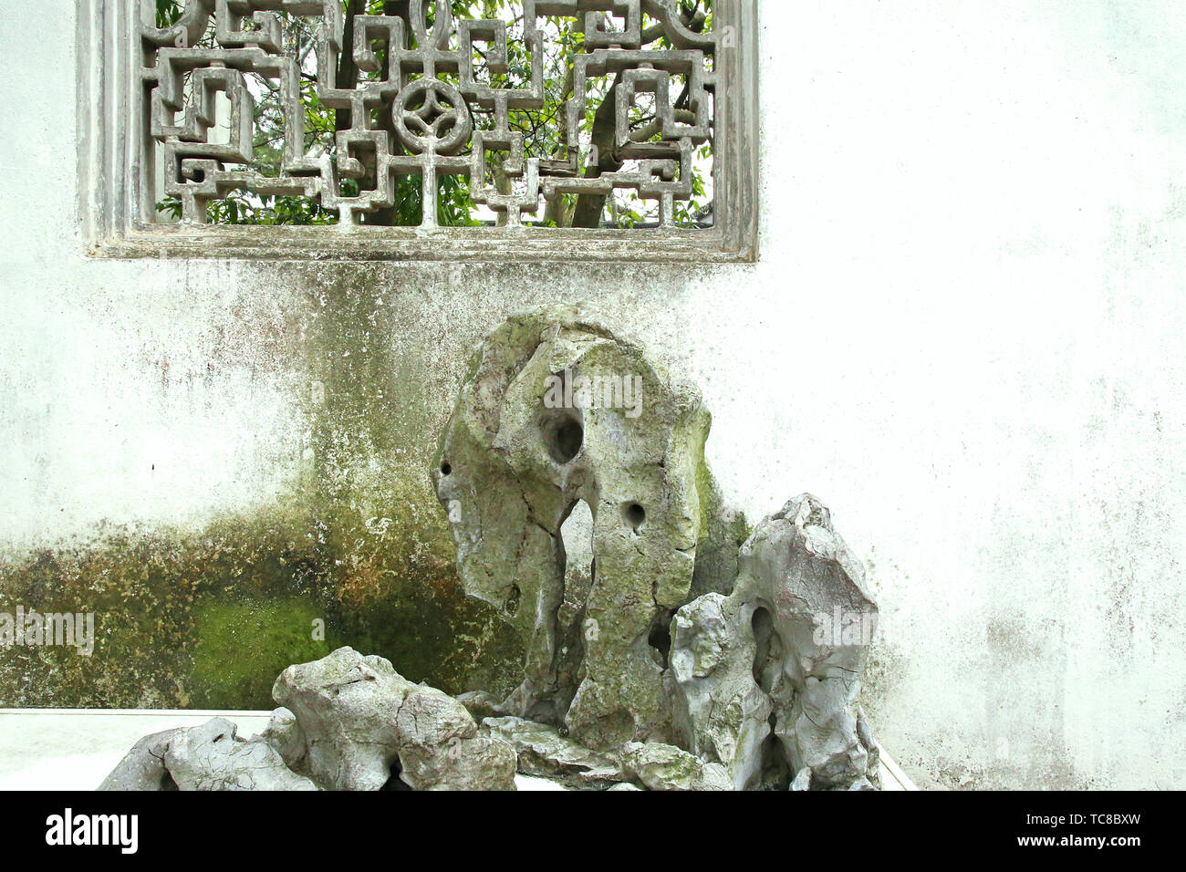 Spring in the gardens of Suzhou Stock Photo - Alamy