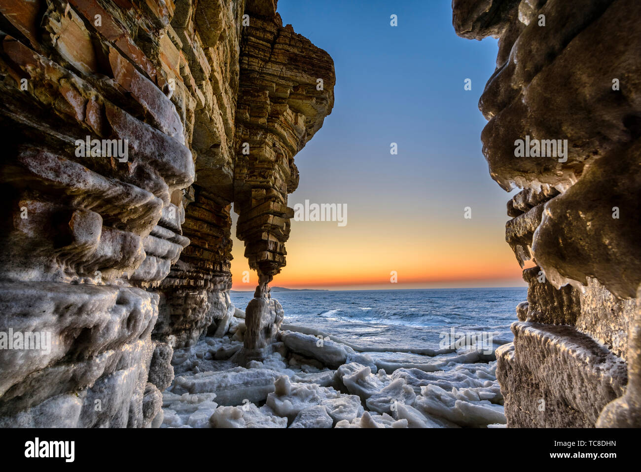 Dalian platoon stone Stock Photo - Alamy