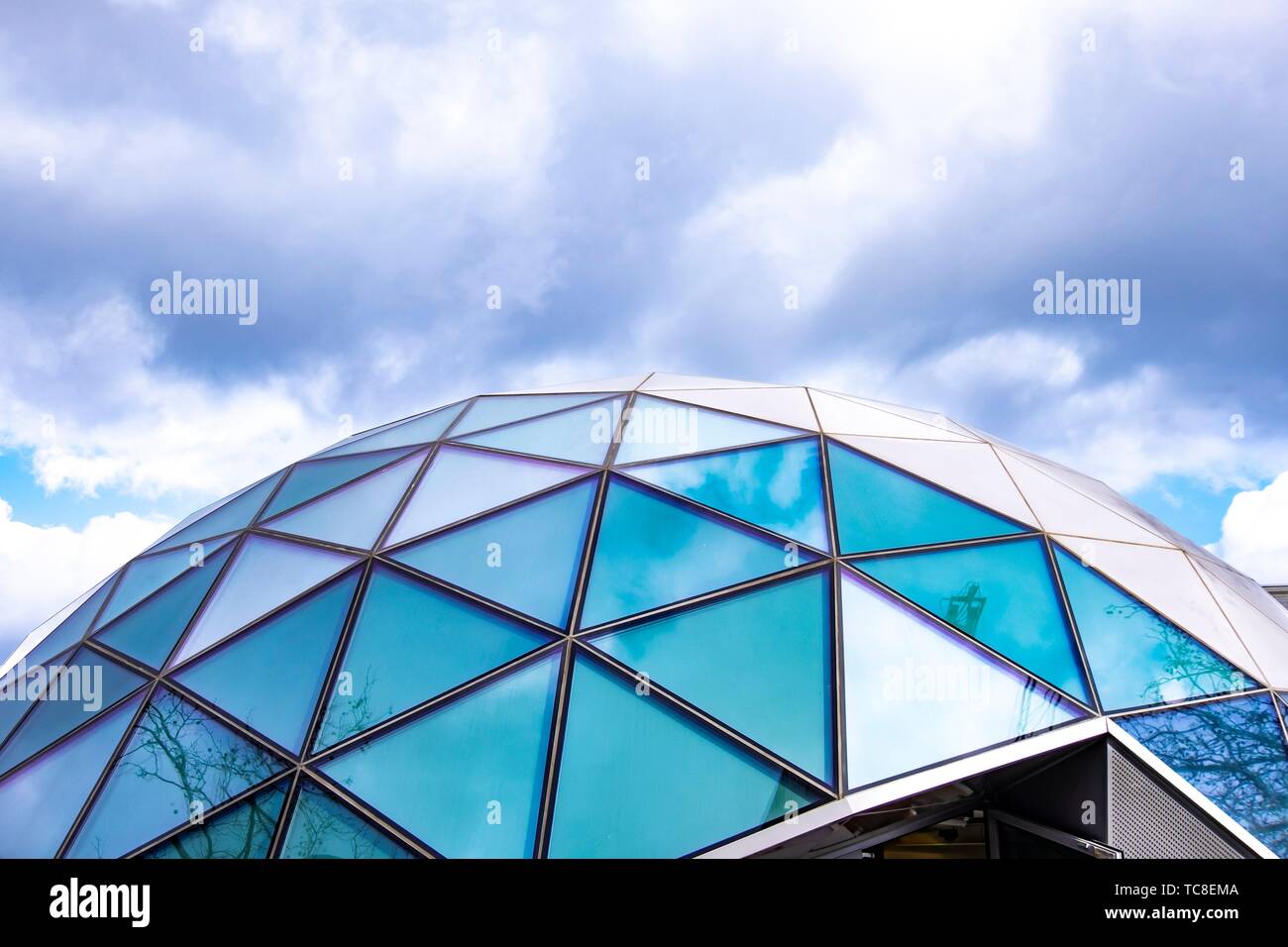 Igloo city hi-res stock photography and images - Alamy