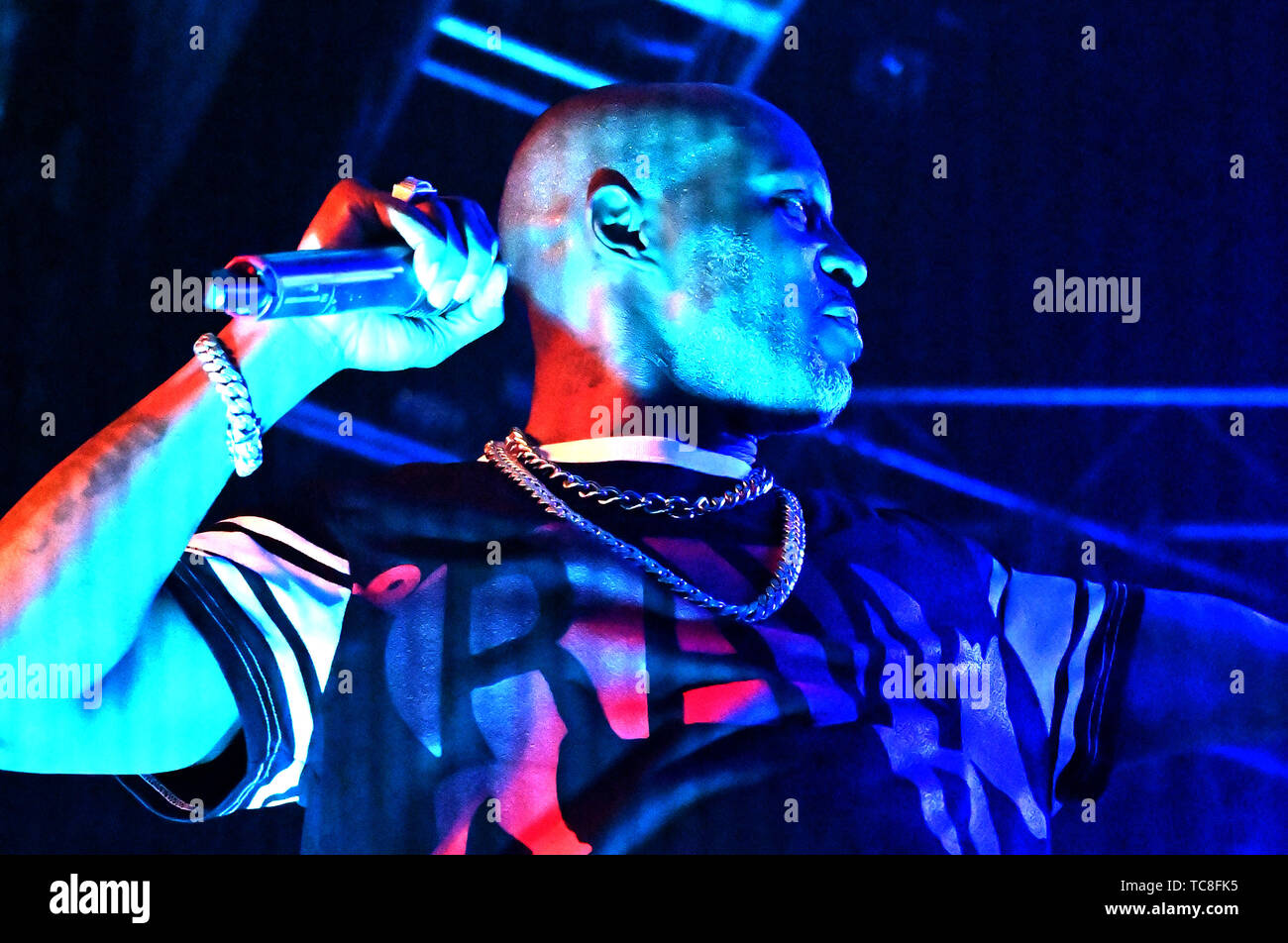 Dmx rap hi-res stock photography and images - Alamy