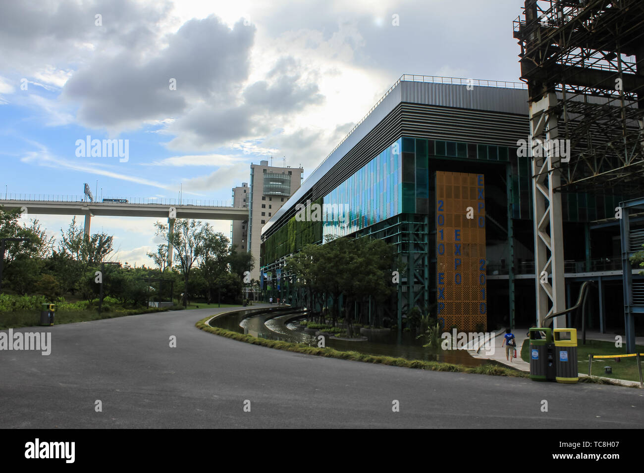 Shanghai World Expo Park Baogang Grand Stage Pavilion Stock Photo - Alamy