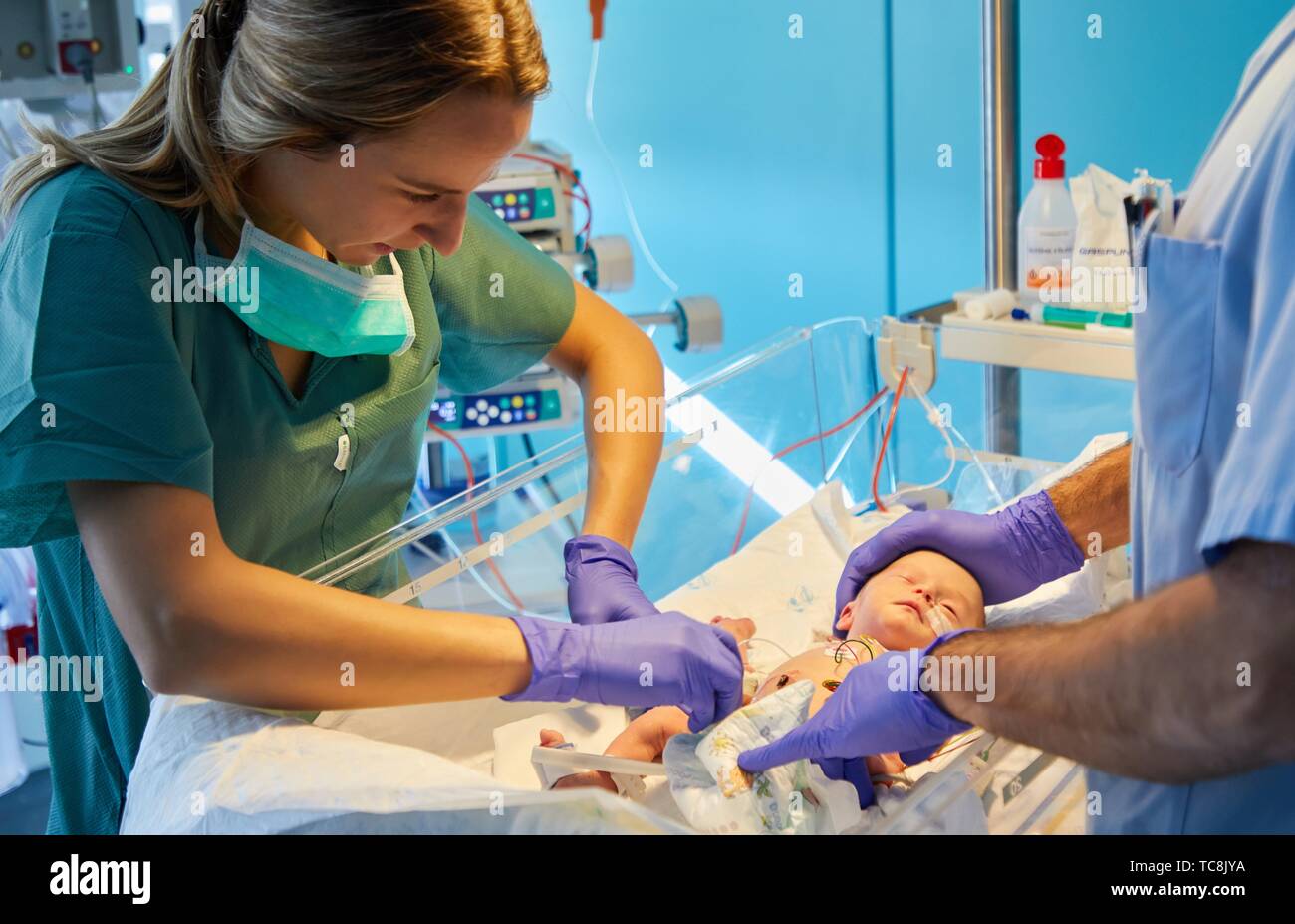 Icu Nurses High Resolution Stock Photography and Images - Alamy