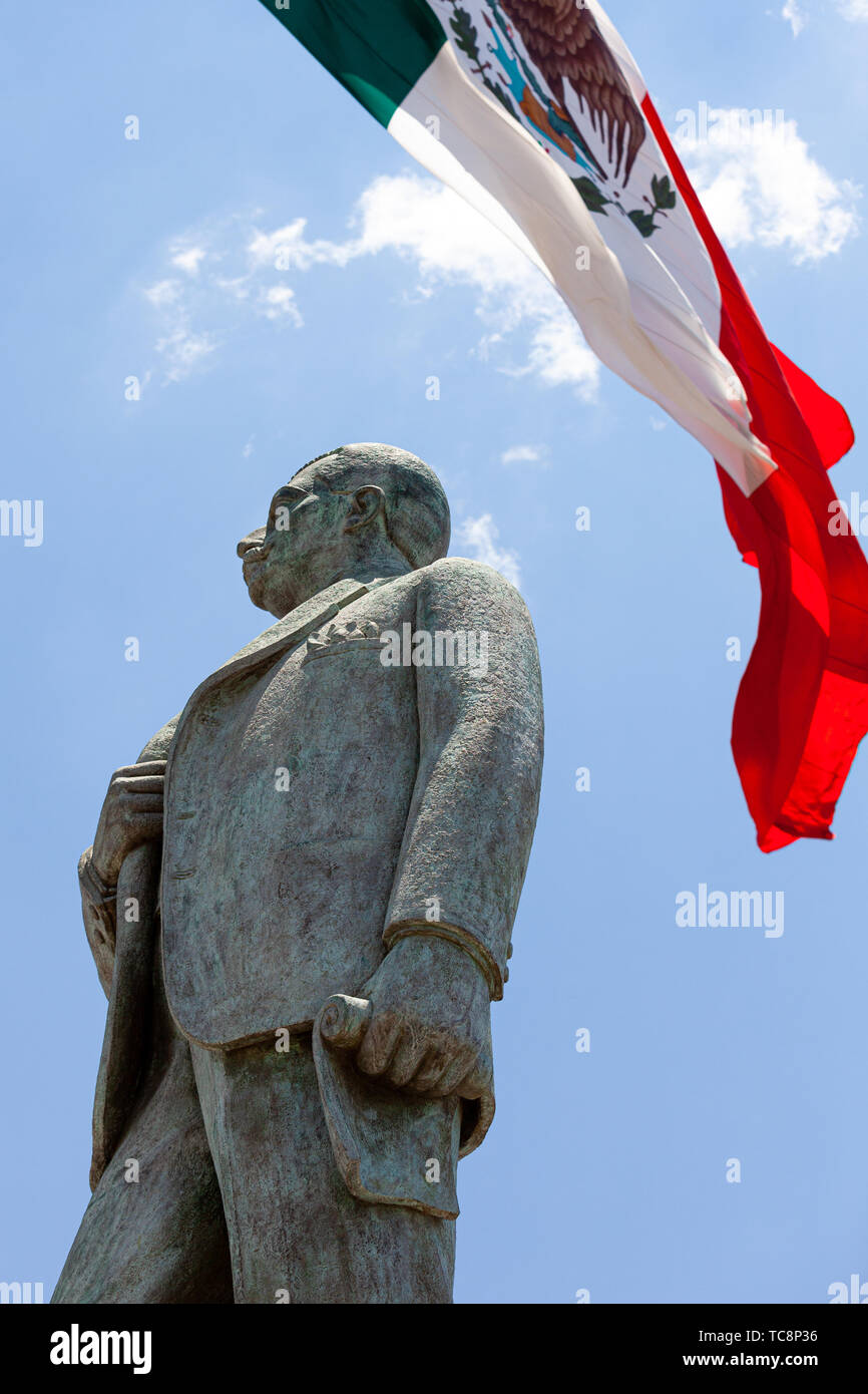 Statue of Manuel Jose Othon and Mexican Flag Stock Photo - Alamy