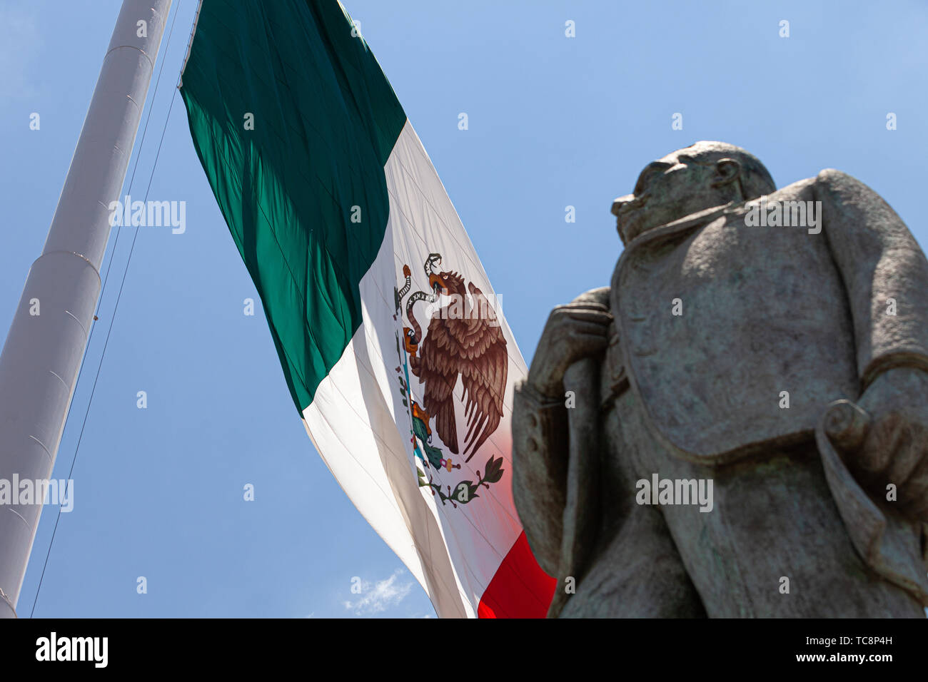 Statue of Manuel Jose Othon and Mexican Flag Stock Photo - Alamy