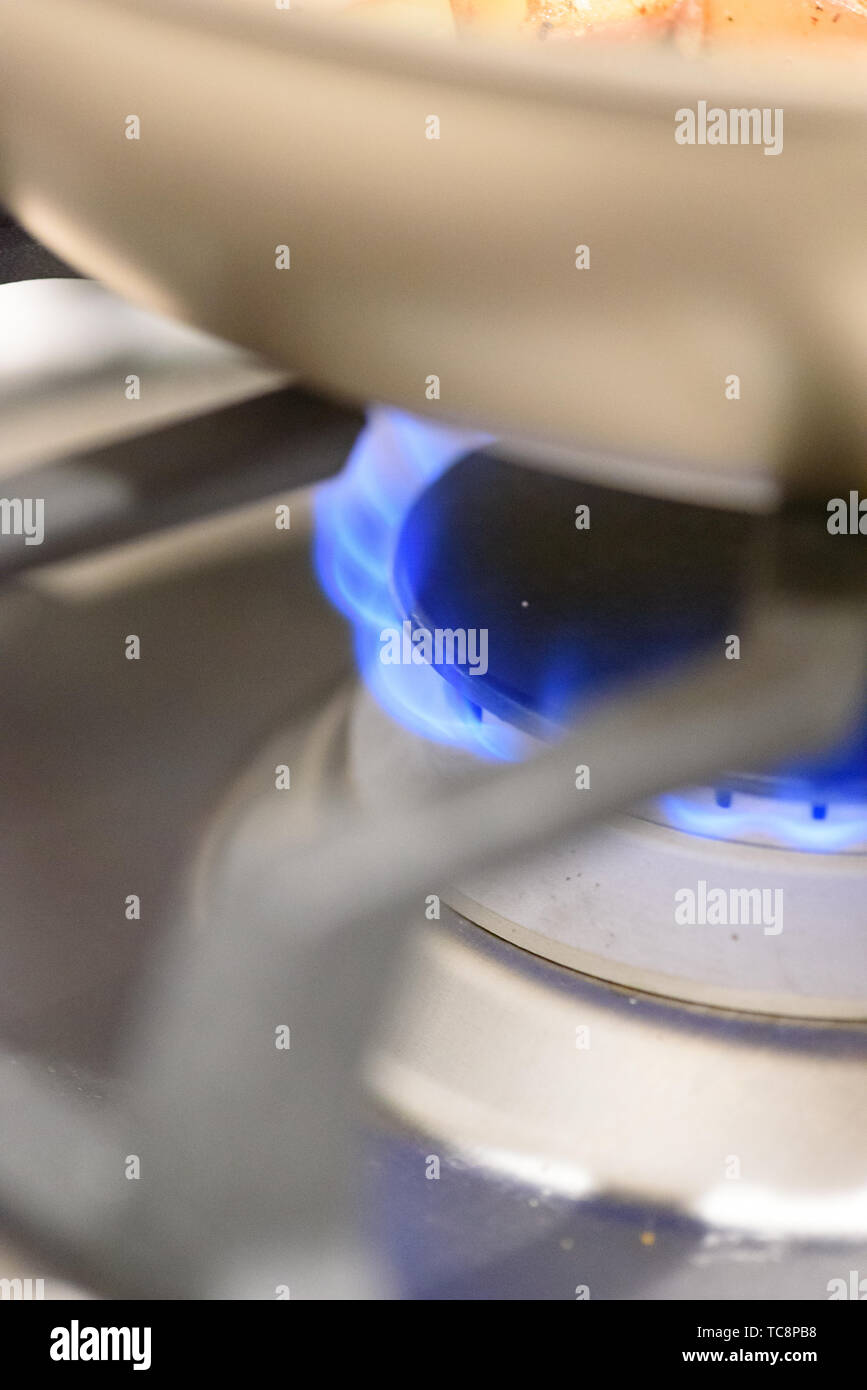 gas stove burner Stock Photo - Alamy