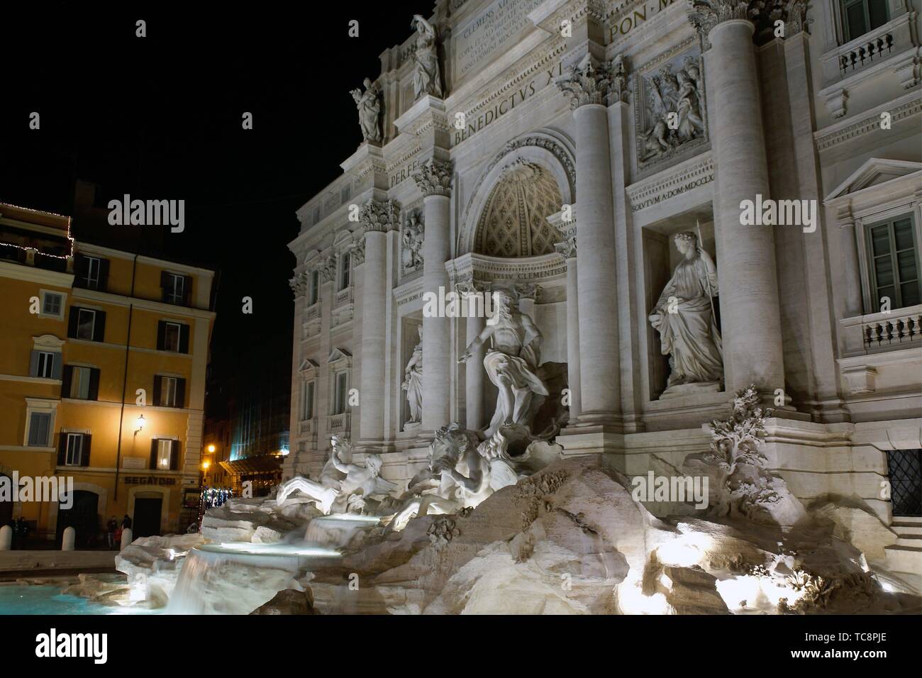 Hippocampus sculpture hi-res stock photography and images - Alamy