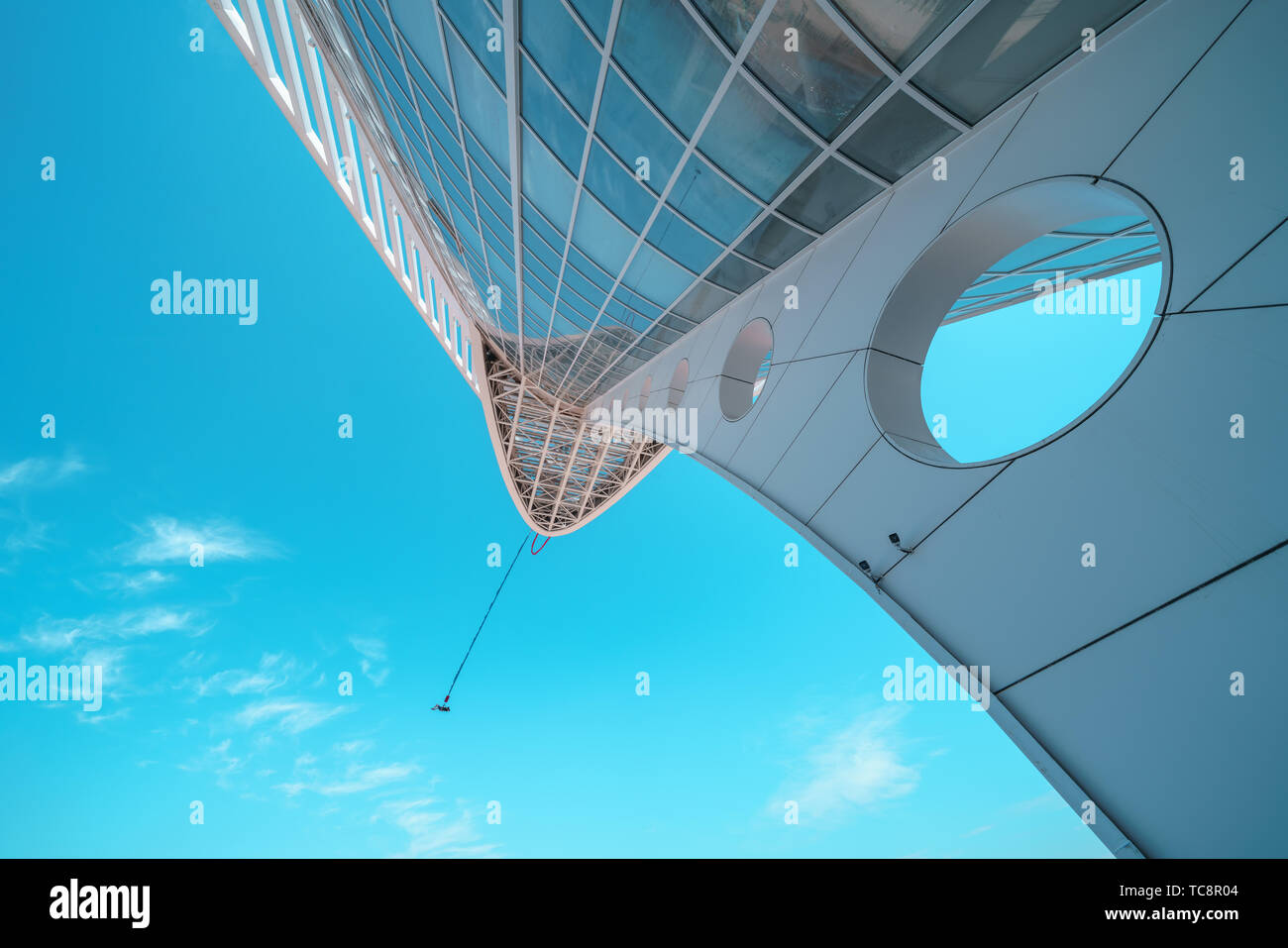 Jumping off building hi-res stock photography and images - Alamy