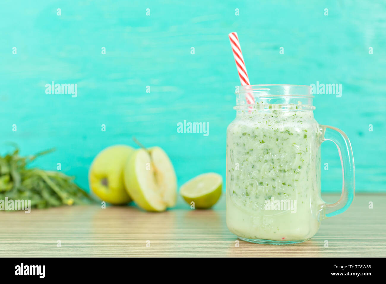 Fresh green smoothy drink Stock Photo - Alamy