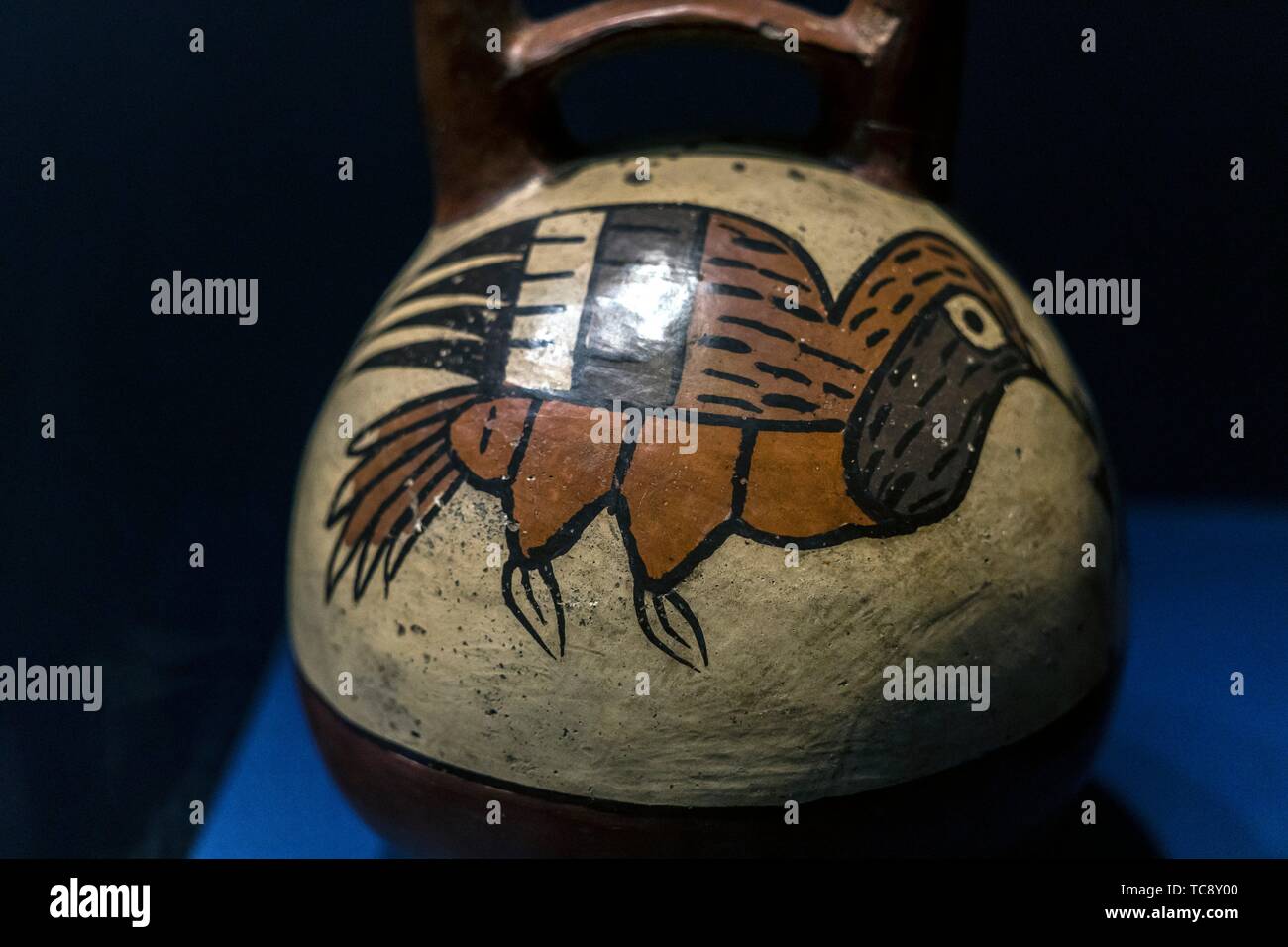 Pre columbian design High Resolution Stock Photography and Images - Alamy