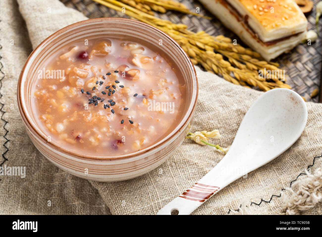 Laba congee hi-res stock photography and images - Alamy