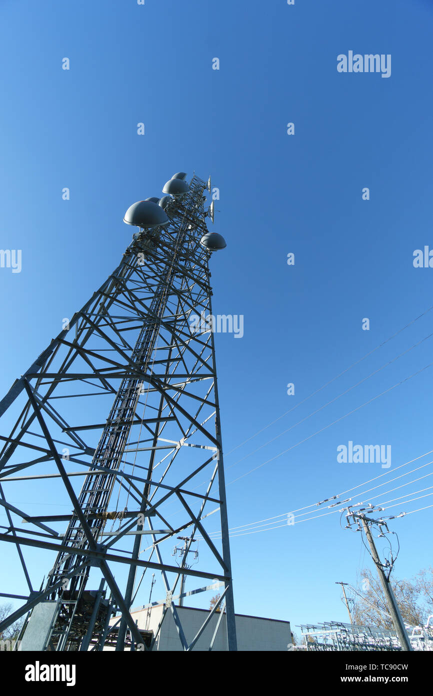 Microwave Telecommunications tower Stock Photo - Alamy