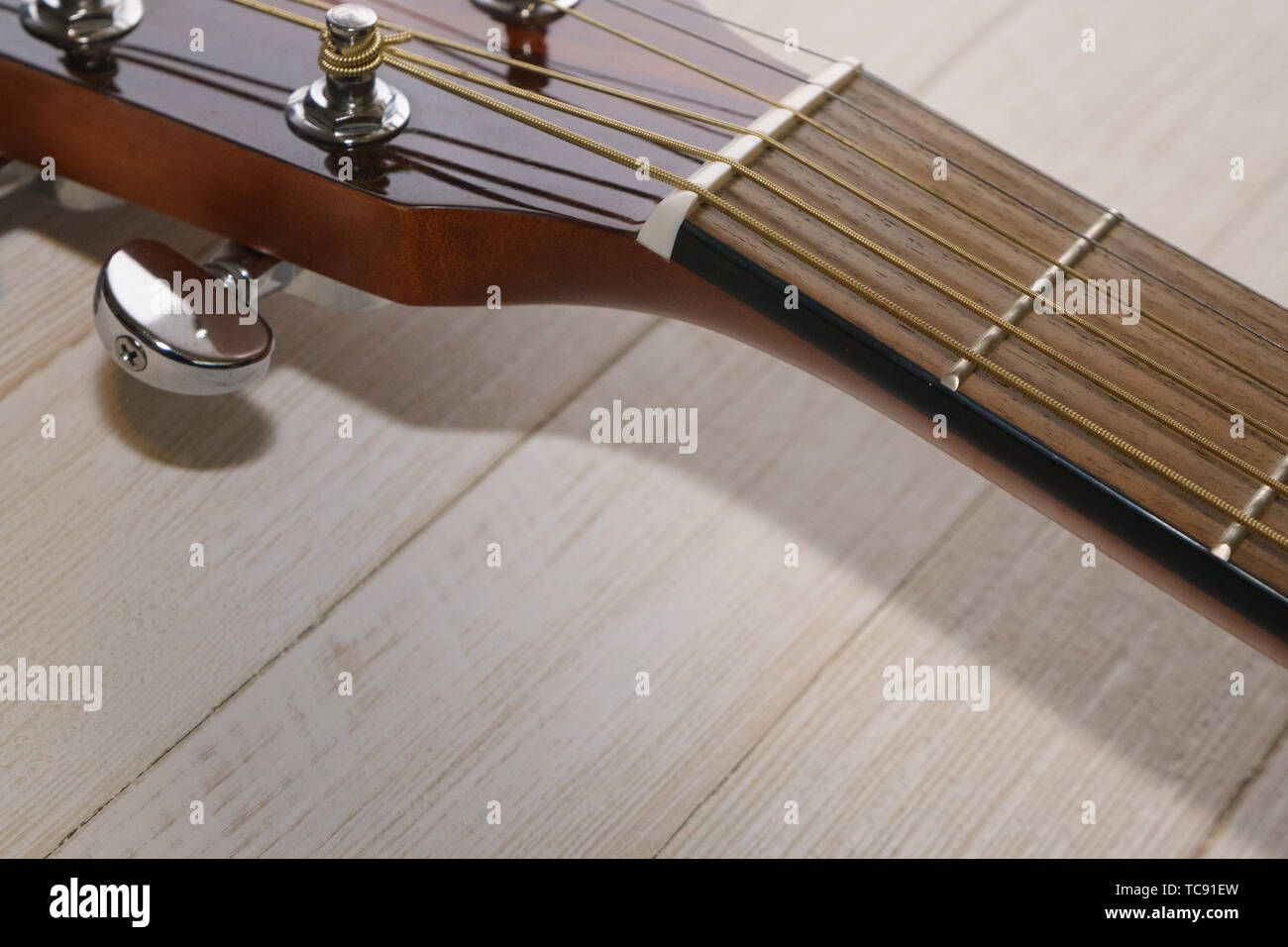 Acoustic guitar head Stock Photo - Alamy